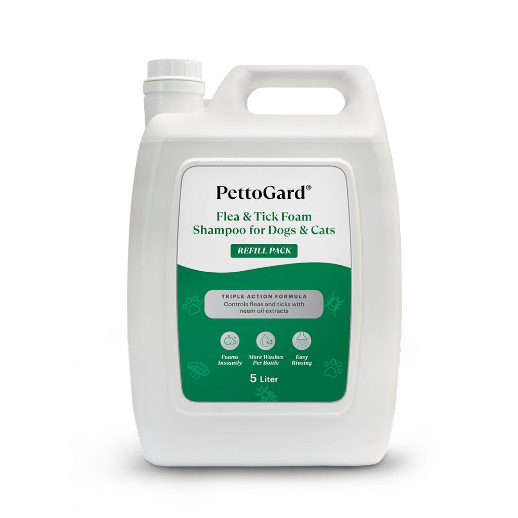 PettoGard Flea & Tick Foam Shampoo for Dogs & Cats